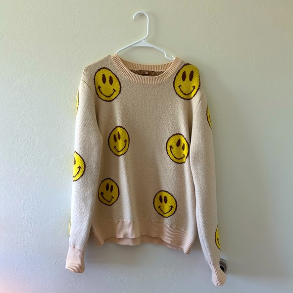 copper closet | Sweaters | Copper Closet Smiley Face Sweater | Poshmark